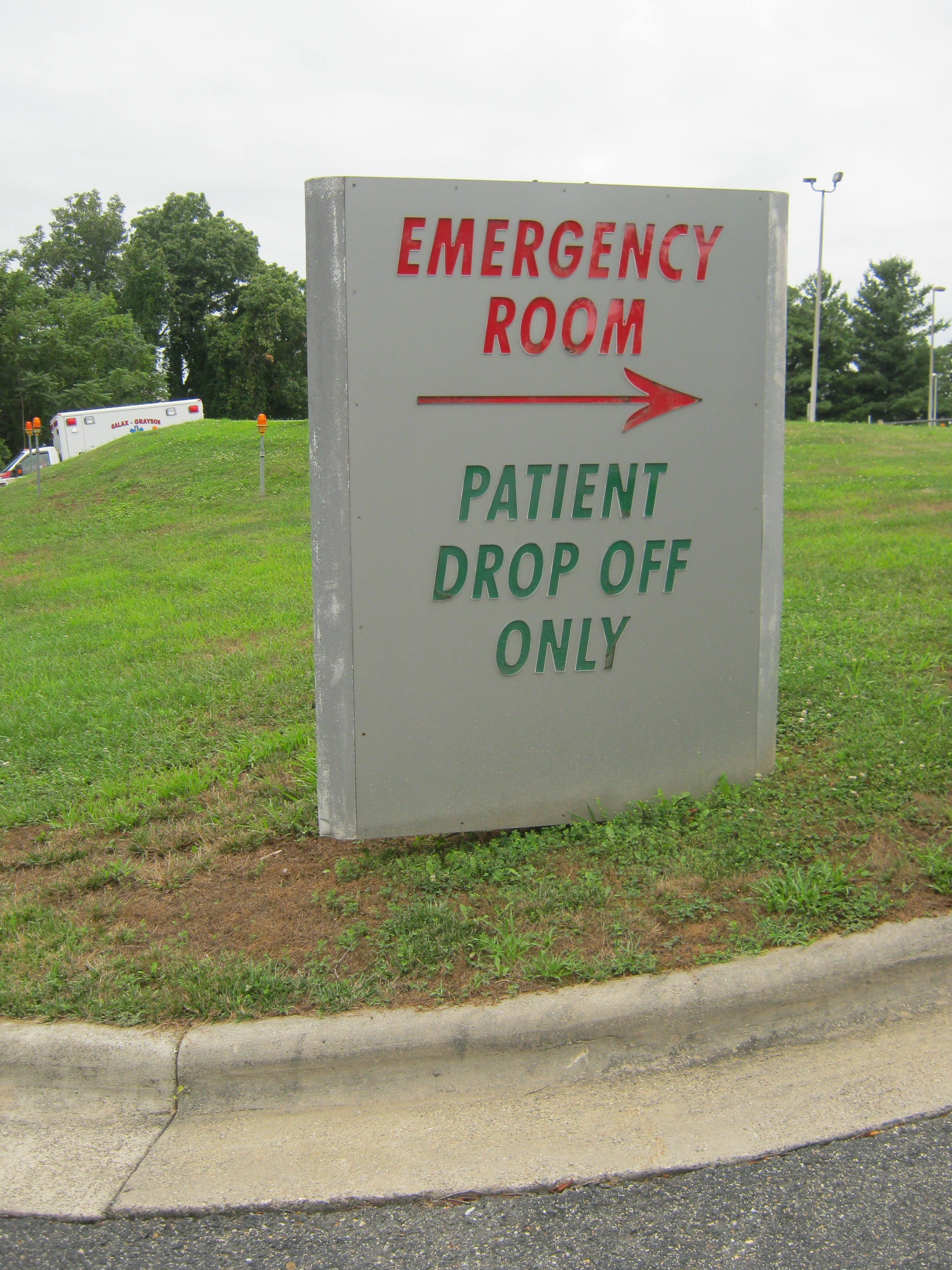 Galax Hospital 026 – Holiday Signs